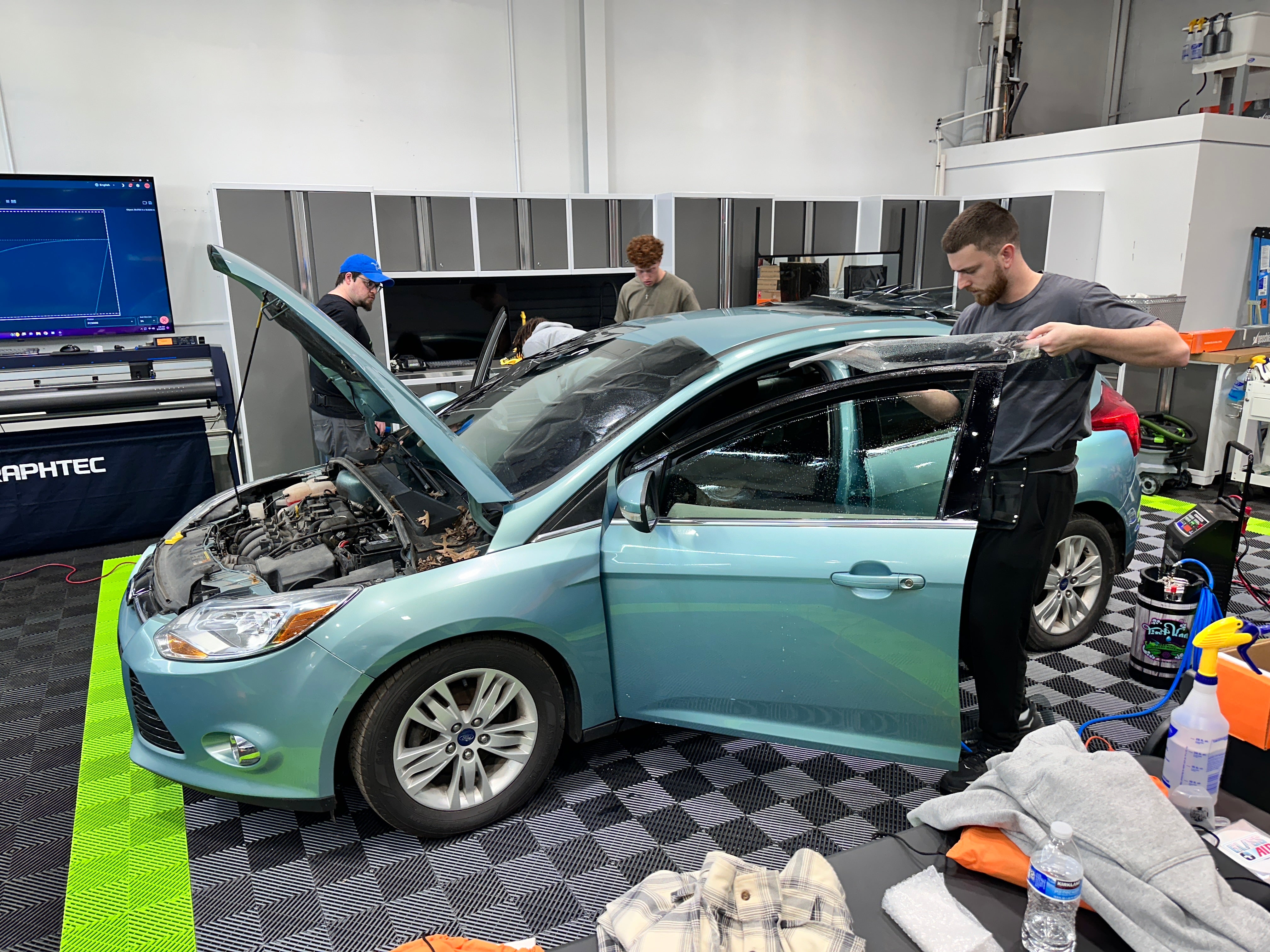 1 Day Window Tint Training Class at Detroit Tint Studio